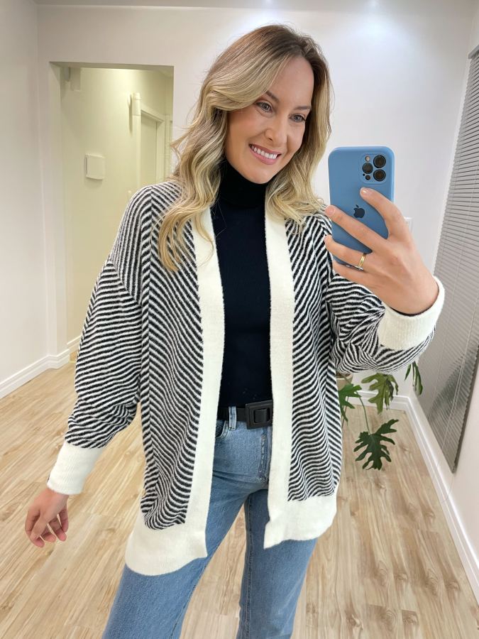 Casaco Feminino Toque Plumas Off - Rosa Maria